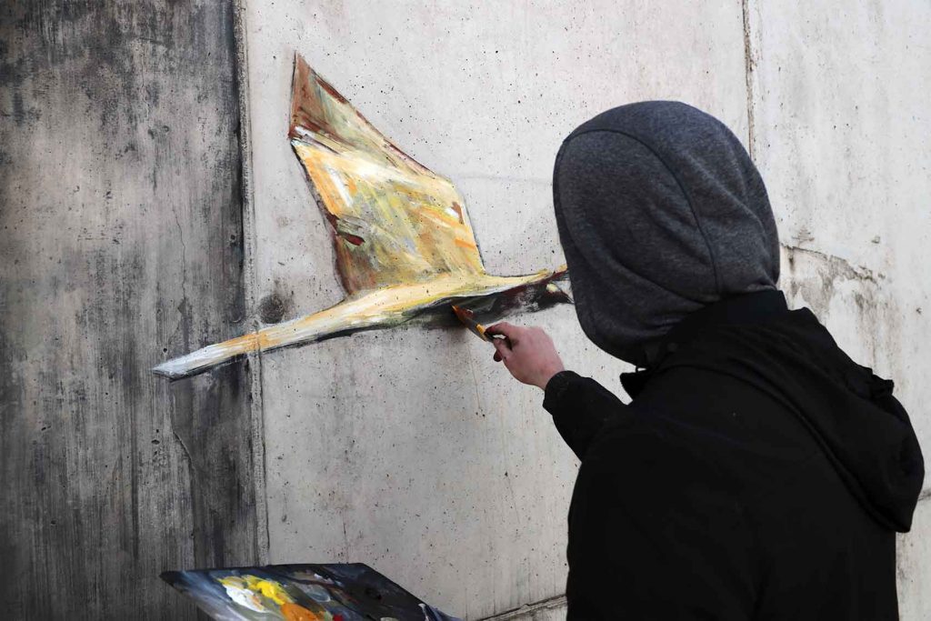 Pejac: arte entre rejas – Descubrir el Arte, la revista líder de arte ...